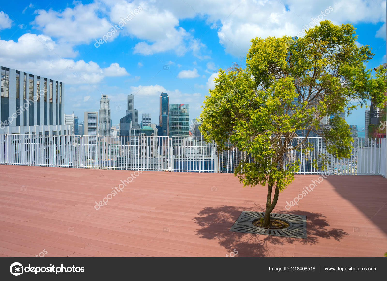 Tree Roof Top Skyscraper Singapore Stock Photo by ©joyfull 218408518