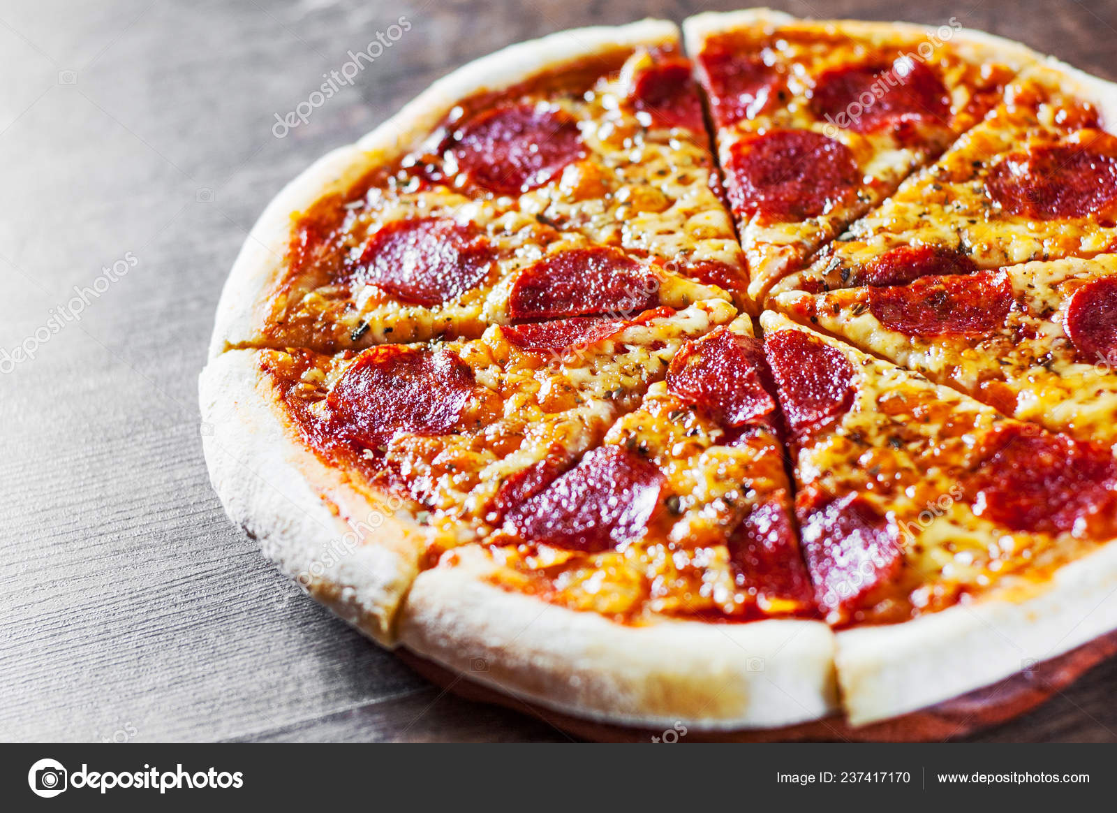 Pepperoni Pizza Mozzarella Cheese Salami Tomatoes Pepper Italian Pizza ...