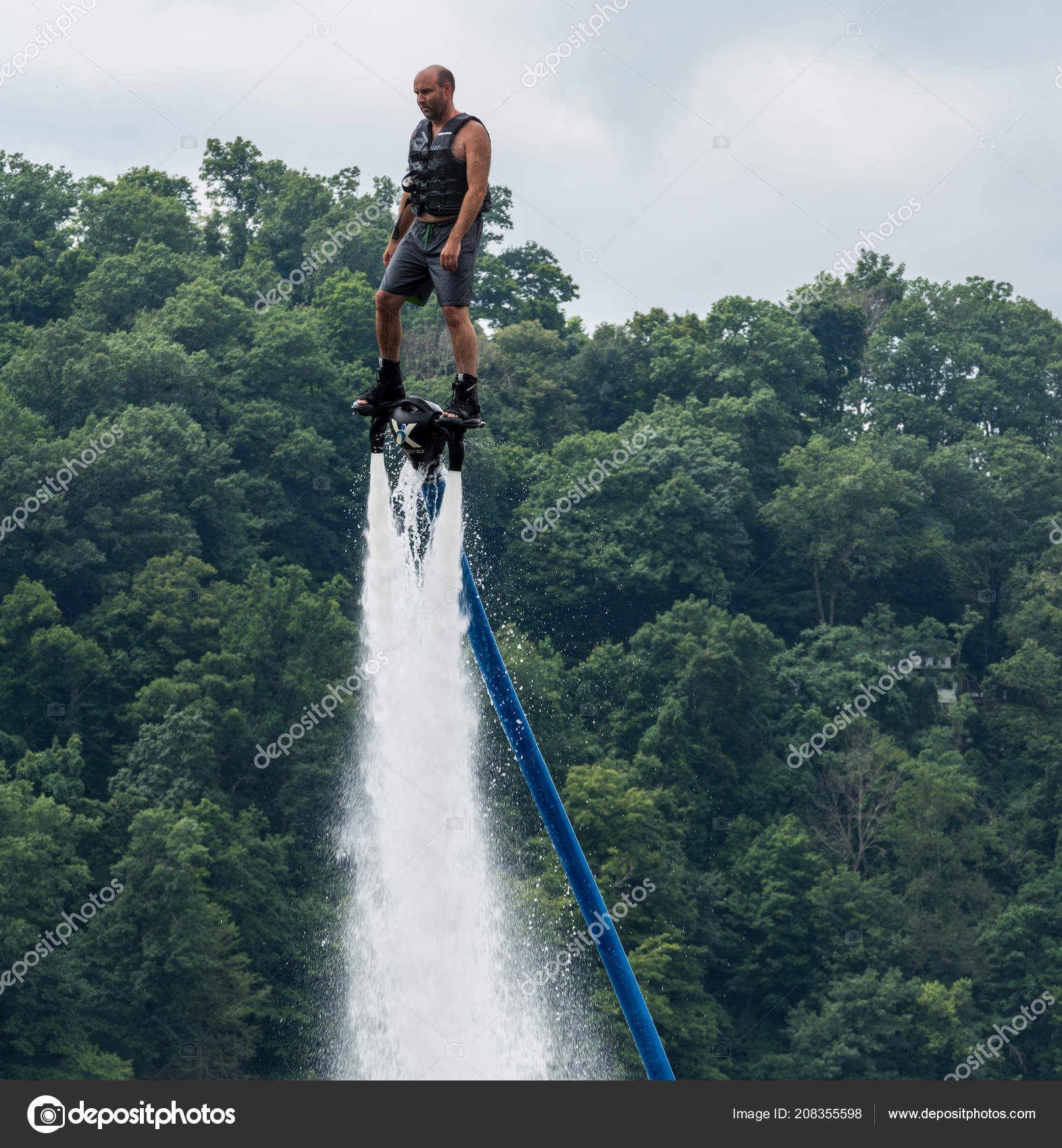 Man riding a hydroflight x-board on lake — Stock Editorial Photo ...