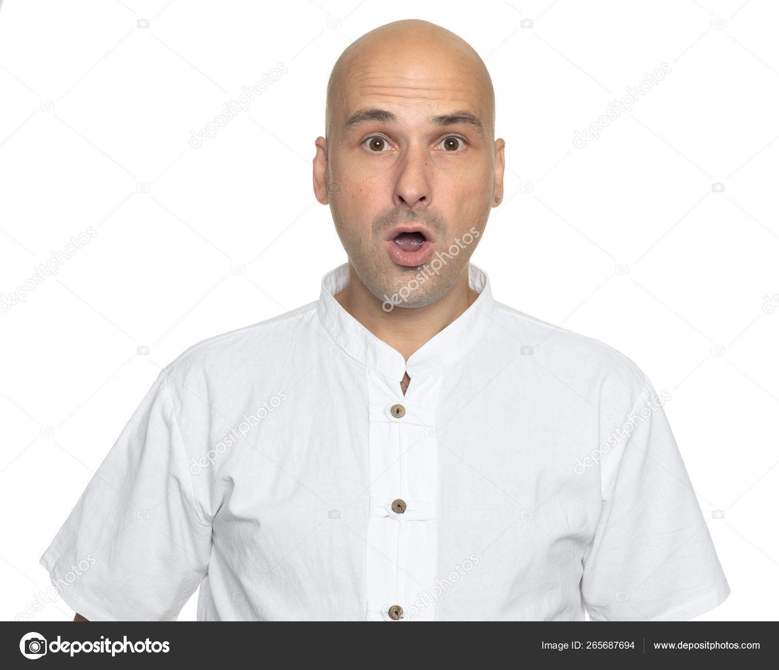 40 jaar kale man verrast geïsoleerd ⬇ Stockfoto, rechtenvrije foto door ...