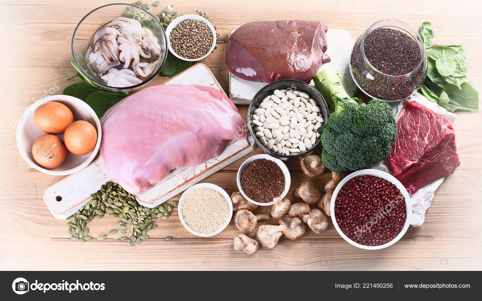 Alimentos Ricos Hierro Como Hígado Carne Res Huevos Lentejas Frijoles ...