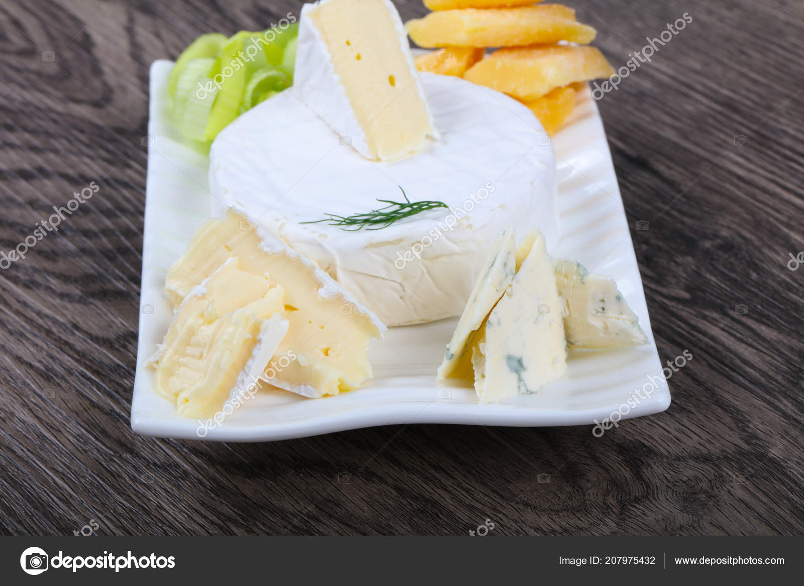 Cheese Platter Brie Blue Parmesan Stock Photo by ©AndreySt 207975432