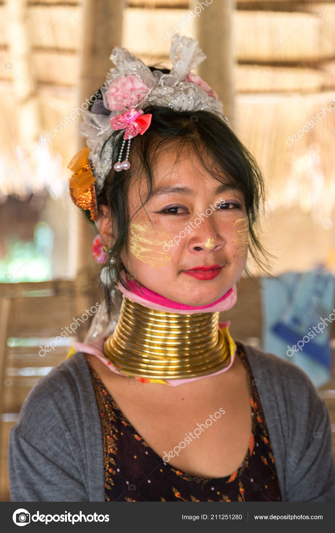 Chiang Rai Thailand March 2018 Portrait Long Neck Woman Village — Stock ...