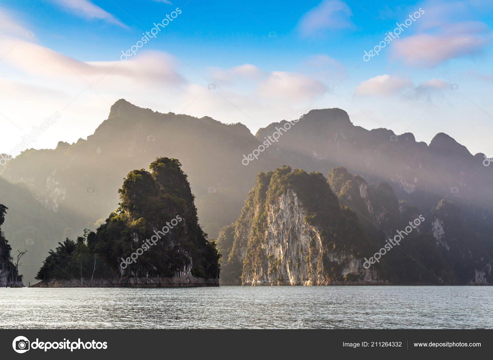 Beautiful Nature Cheow Lan Lake Ratchaprapha Dam Khao Sok National ...