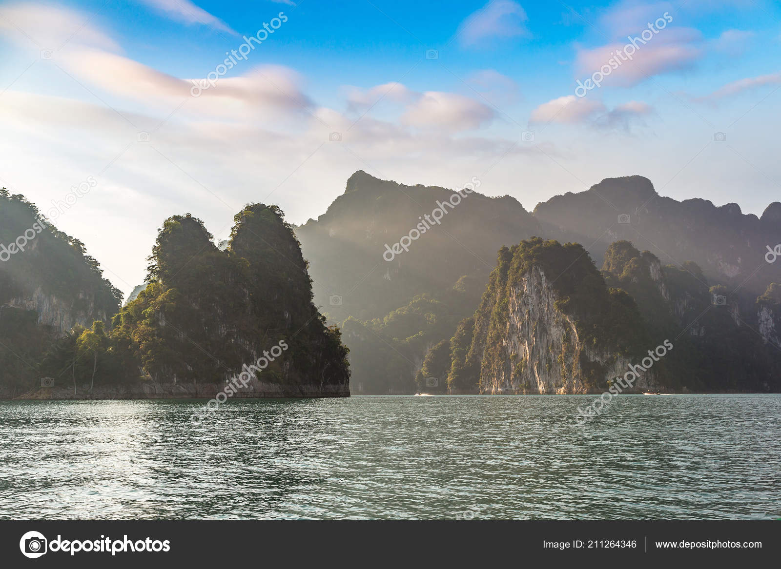 Beautiful Nature Cheow Lan Lake Ratchaprapha Dam Khao Sok National ...