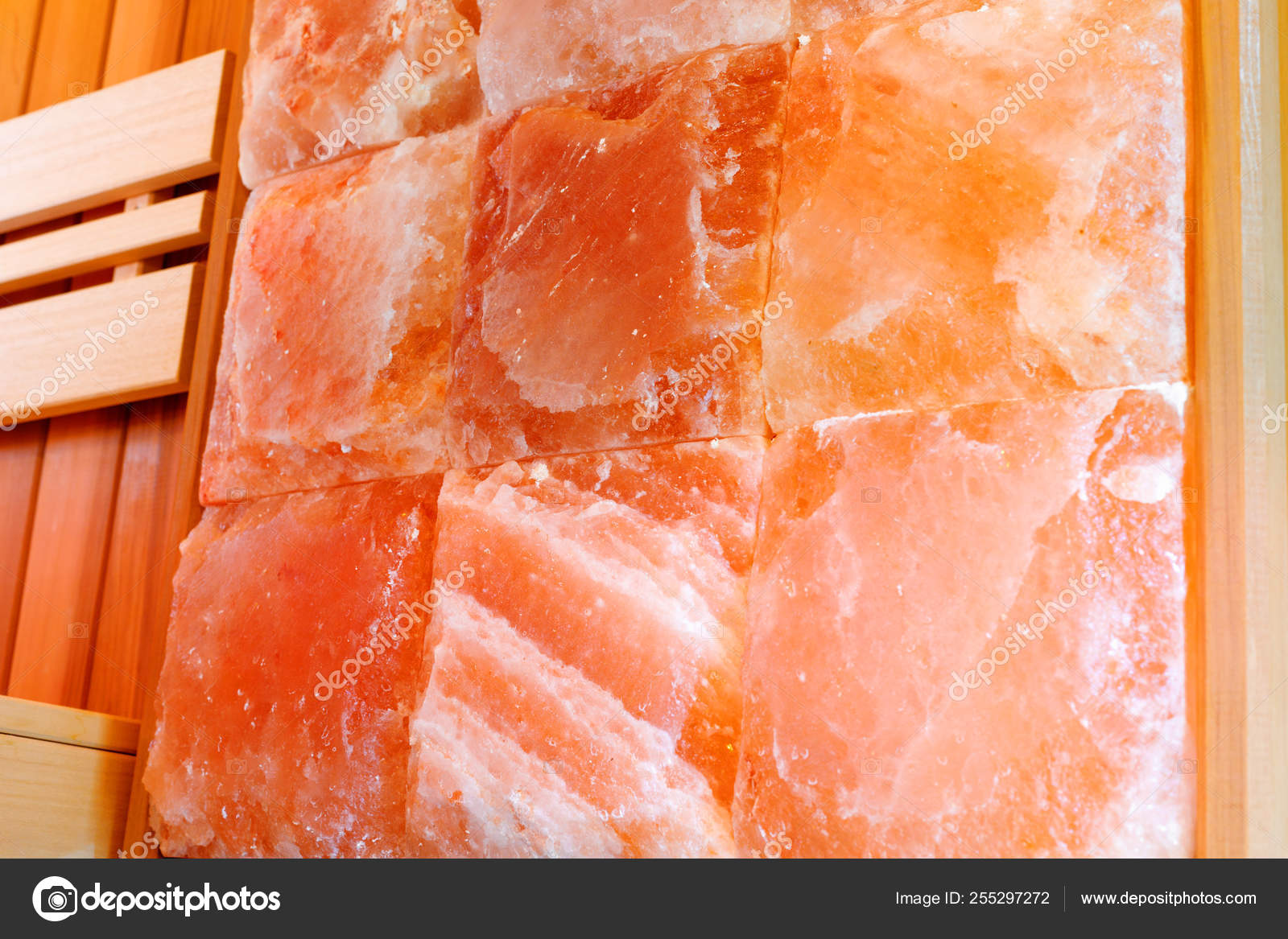 Interior dry Himalayan salt sauna wall. — Stock Photo © Loraliu #255297272