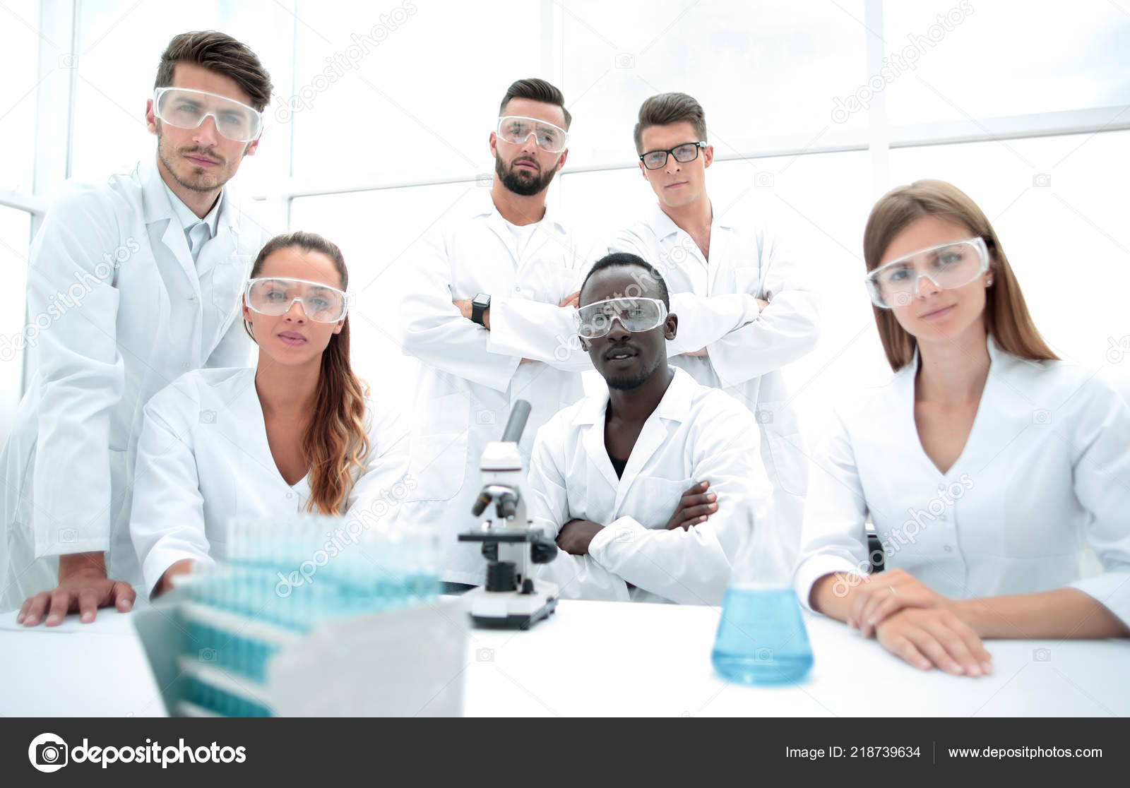 Grupo deals de j venes cient