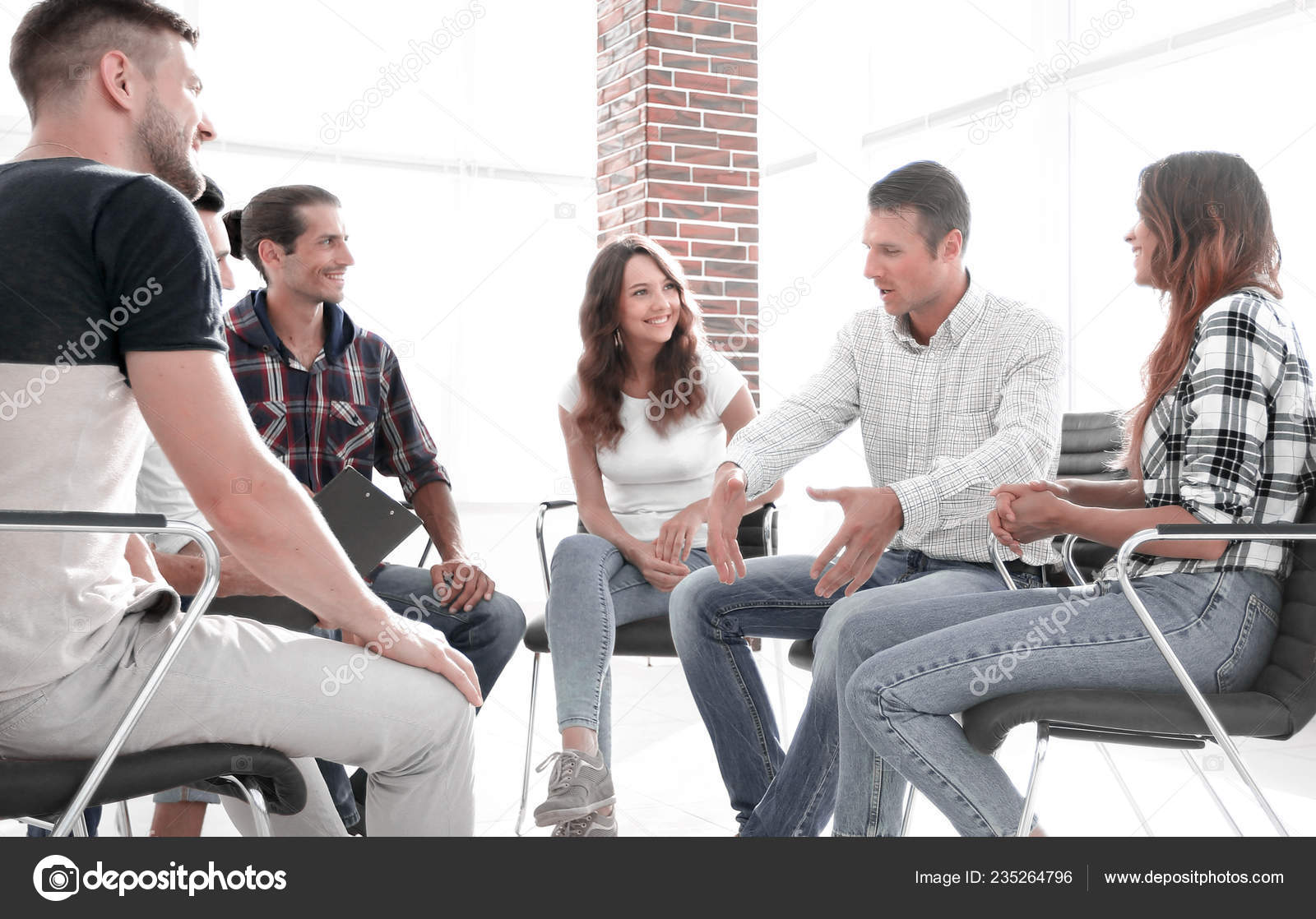 Successful Employees Sitting Class Team Building — Stock Photo ...