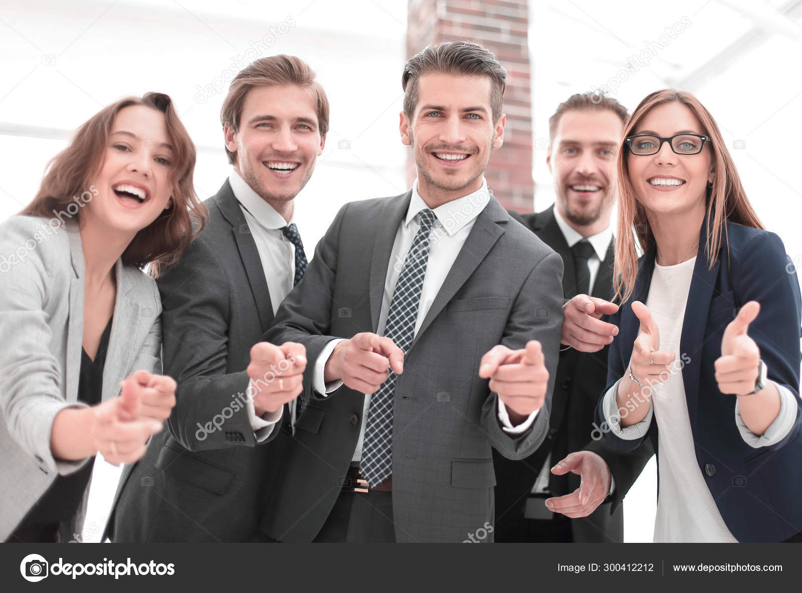 Konsep kerja tim: sekelompok tangan bersama-sama crossatur . — Foto ...