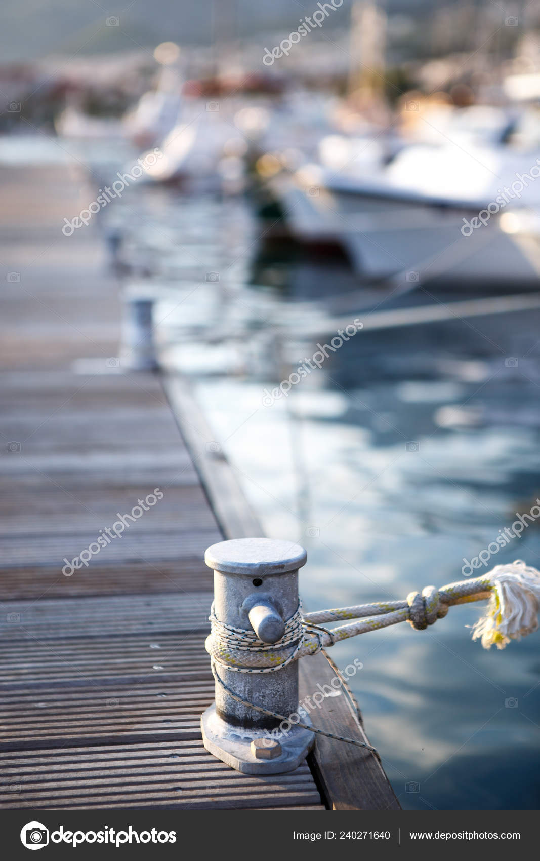 Mooring Bollard Pier Harbor Water Craft Tied Shore Knot Popular Stock ...