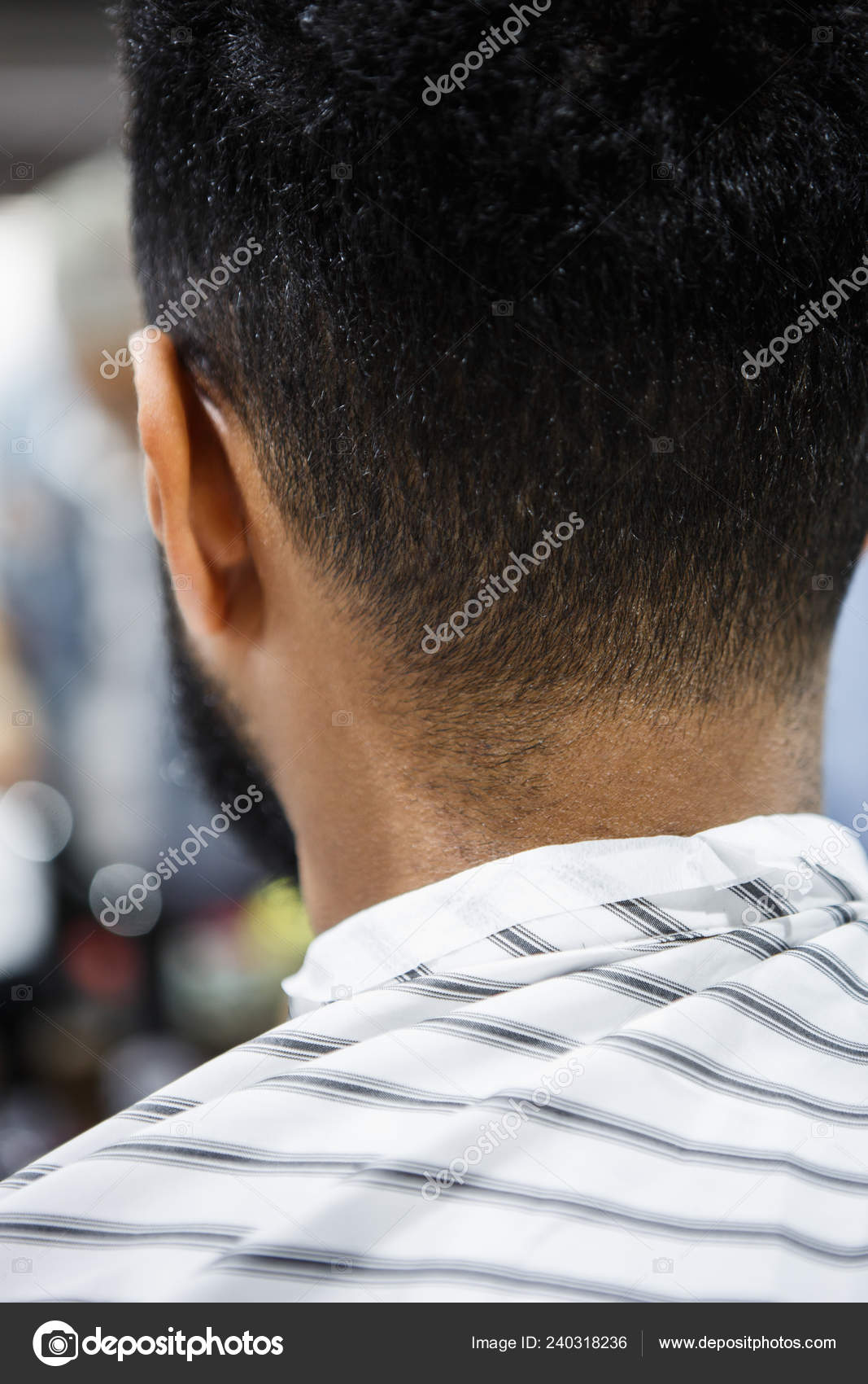 Back Head Nape Young African Man Barbershop Male Beauty Treatment Stock ...