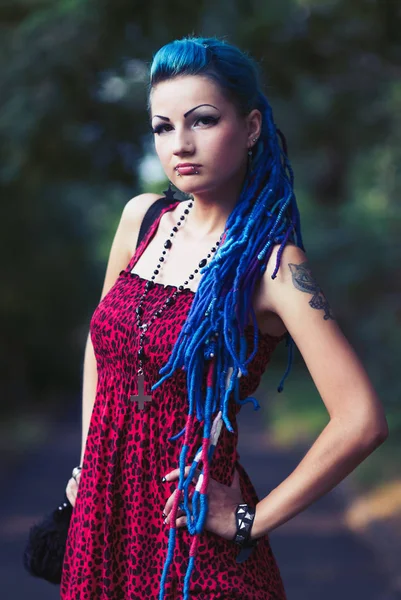 Tatuaje de pollito fotos de stock, imágenes de Tatuaje de pollito sin ...