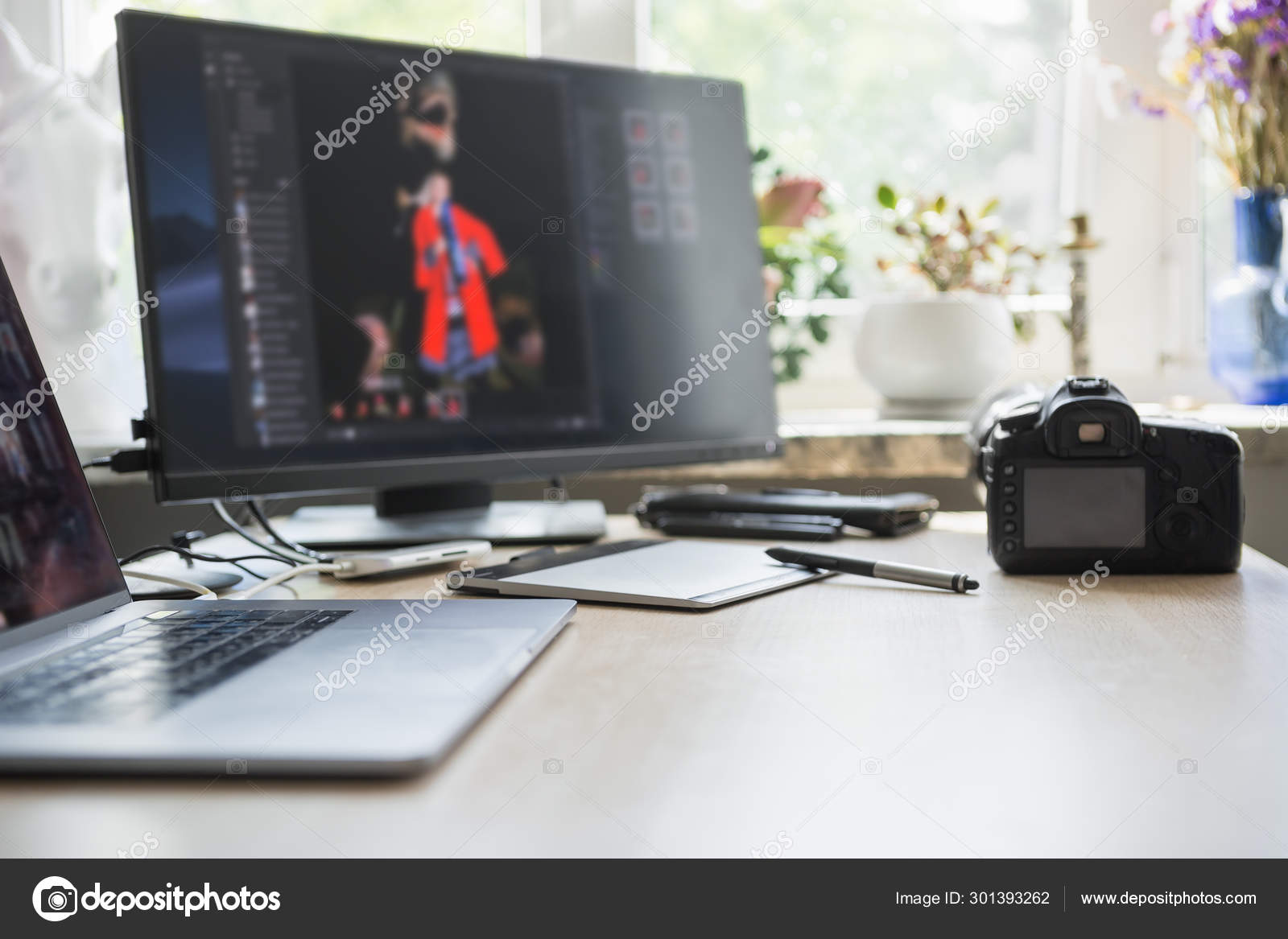 Professional photographer workplace with camera,notebook,screen — Stock ...