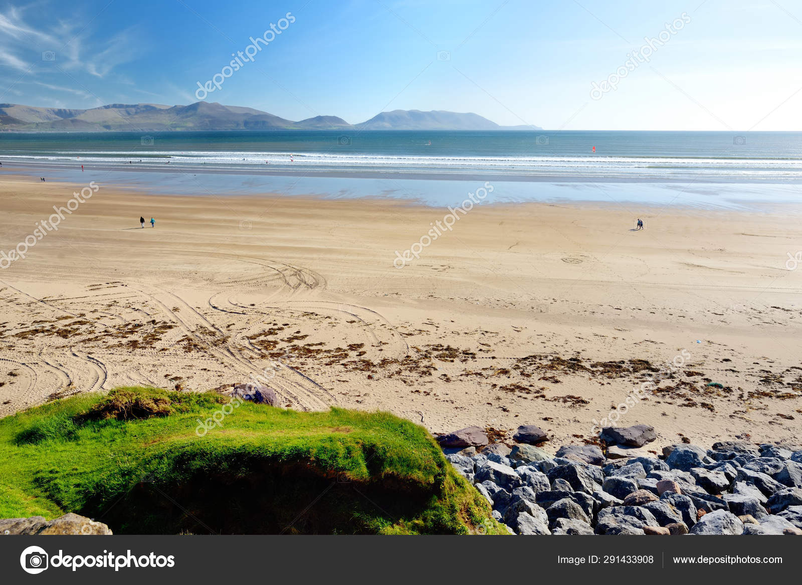 Inch beach, wonderful 5km long stretch of sand and dunes, popular for ...