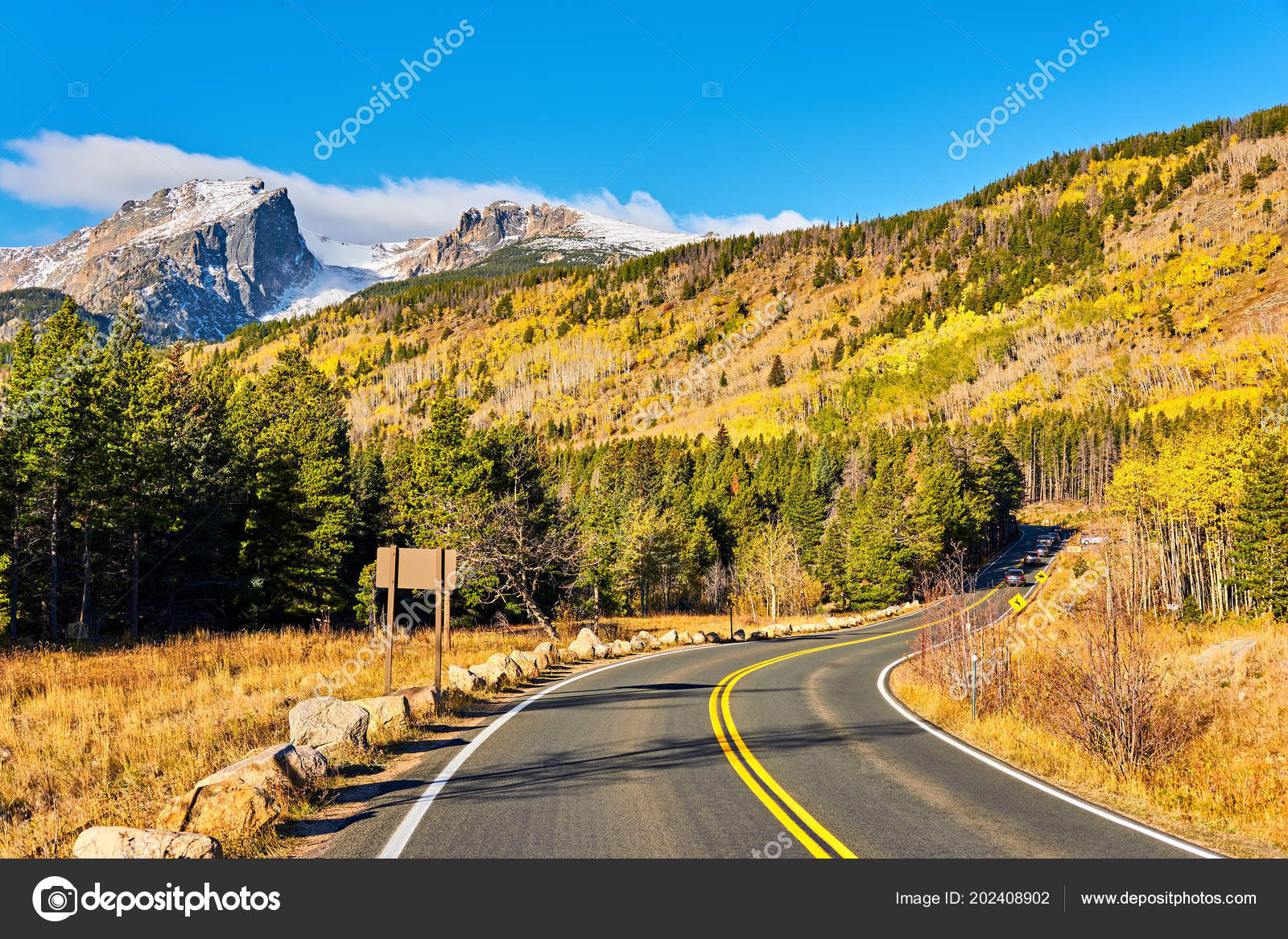 Highway Autumn Sunny Day Rocky Mountain National Park Colorado Usa ...