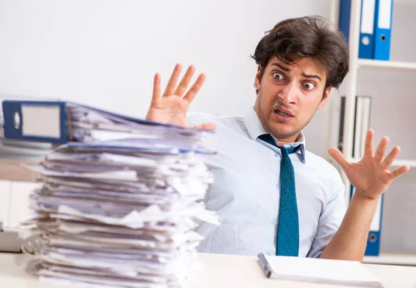 Employee frustrated paper Stock Photos, Royalty Free Employee ...