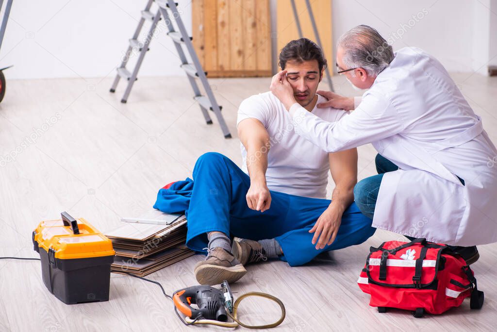 param dico experimentado ayudando trabajador mordido por serpiente 2024