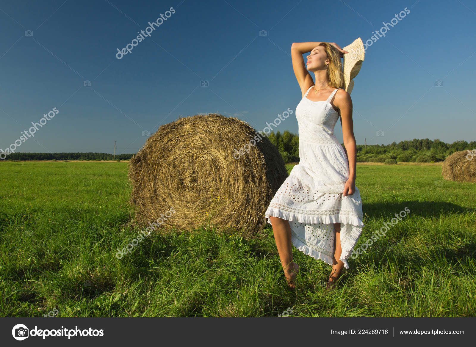 Beautiful Young Girl Haystack Summer Field — Stock Photo © Demian ...