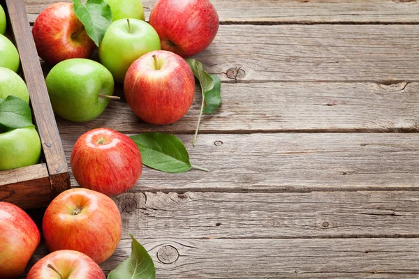 Apel kotak Stok Foto, Apel kotak Gambar Bebas Royalti | Depositphotos