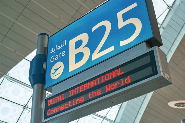 Dubai airport sign Stock Photos, Royalty Free Dubai airport sign Images ...