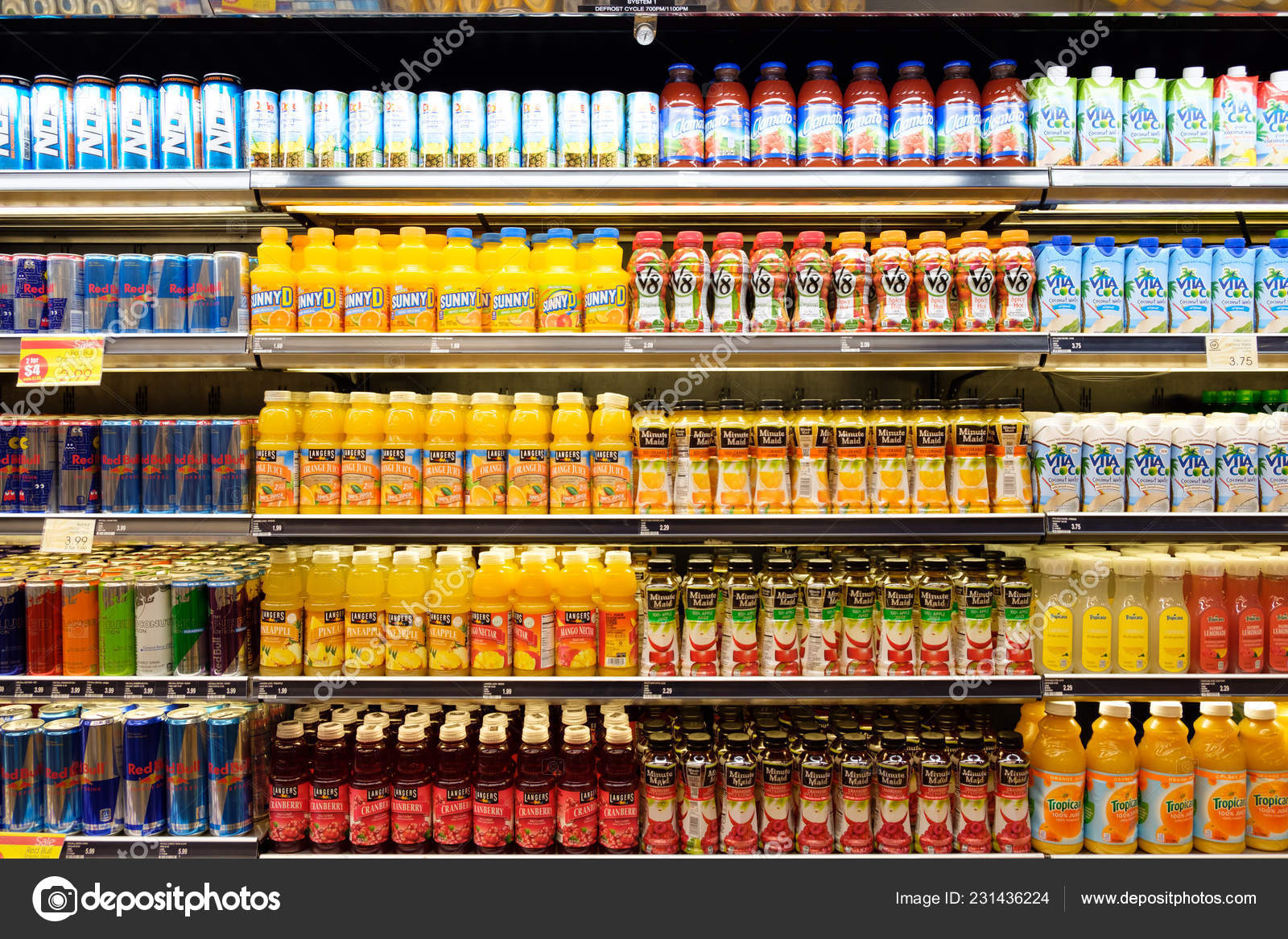 Wide selection of non alcoholic beverage on shelf display – Stock ...