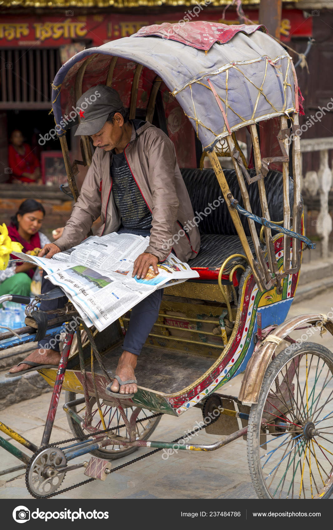 Rickshaw Driver Reading Newspaper Kathmandu Captured Nepal Spring 2018 ...