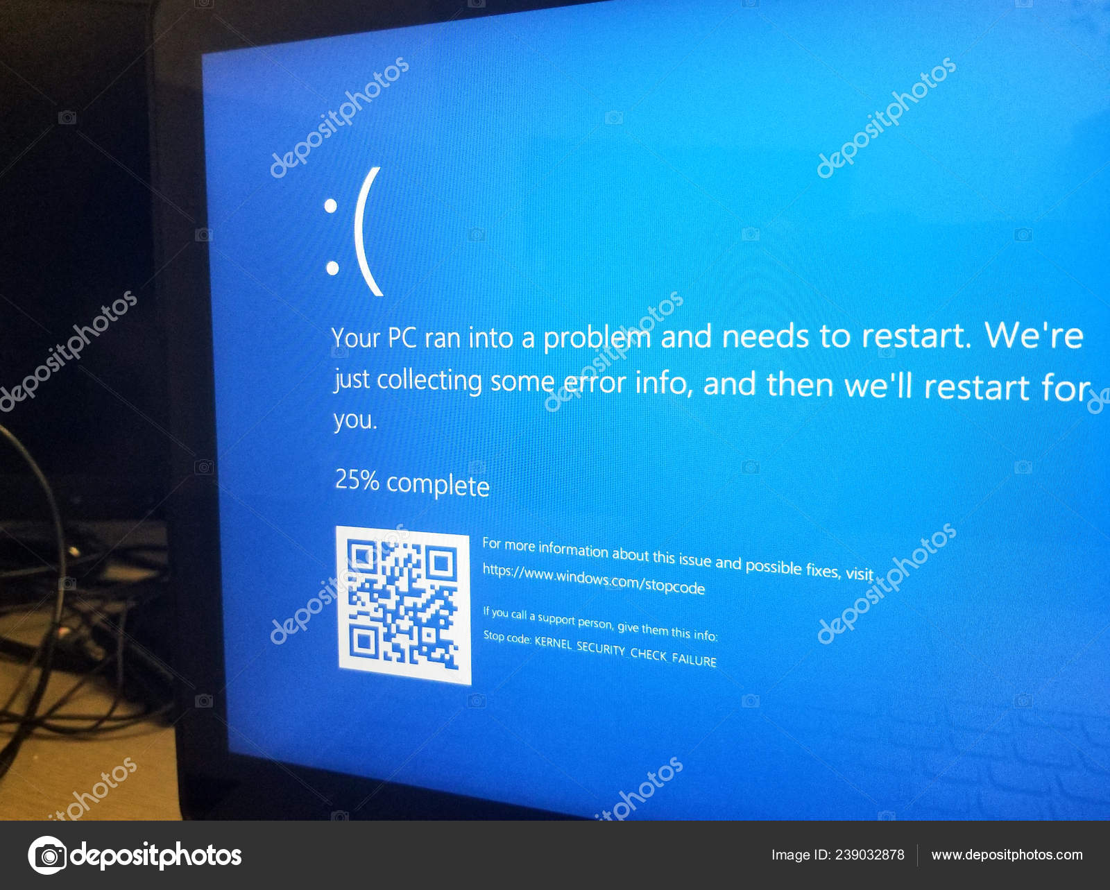 Montreal Canada March 2018 Microsoft Windows Blue Screen Death Display ...