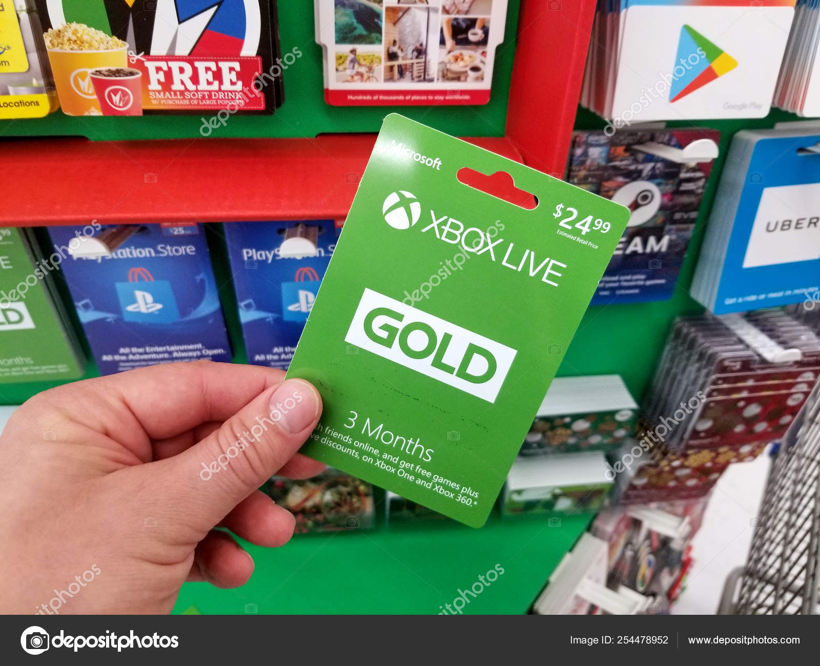 Xbox gift card in a hand – Stock Editorial Photo © dennizn #254478952