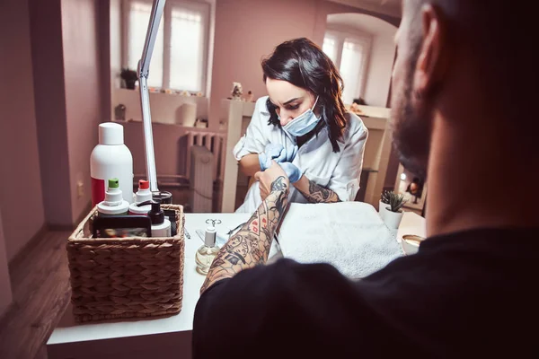 Cleaning tattoo Stock Photos, Royalty Free Cleaning tattoo Images ...