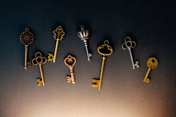 Vintage keys Stock Photos, Royalty Free Vintage keys Images | Depositphotos