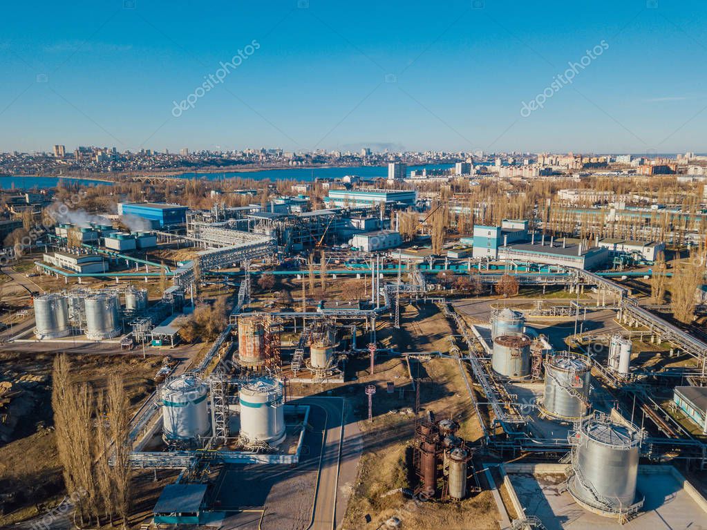 rea industrial de la f brica qu mica. Vista a rea. Grandes cubas connec 2024