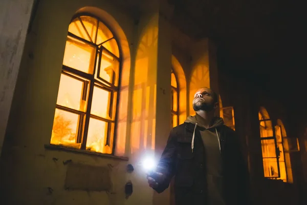 Haunted house man in window Stock Photos, Royalty Free Haunted house ...