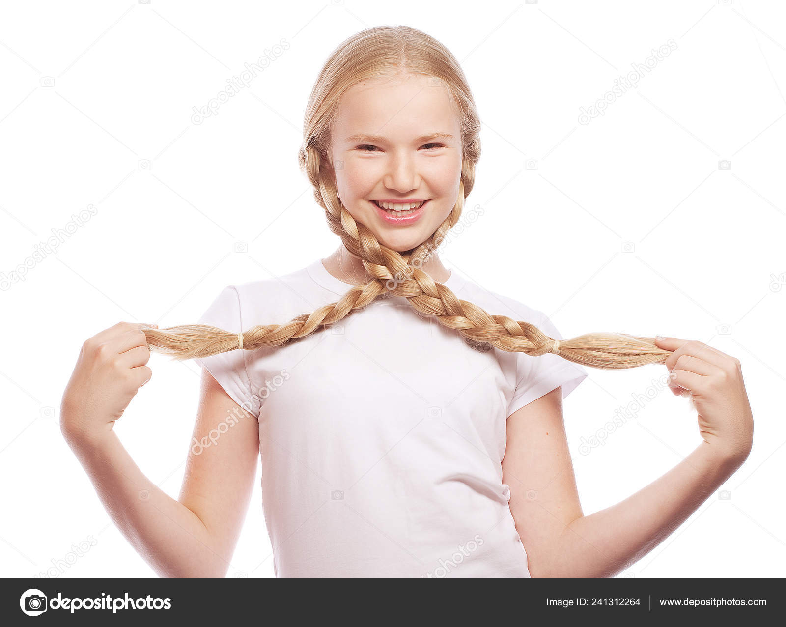 Puto Duro Con Una Linda Adolescente Rubia Con Trenzas Babbysitter