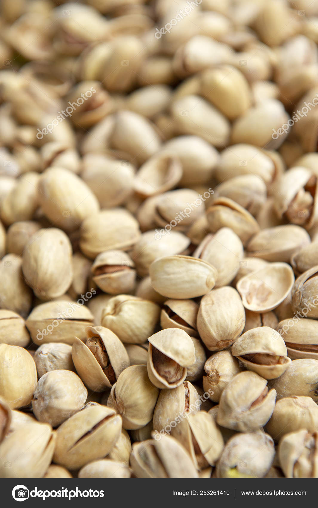 Pistachios. Salted pistachios. Pistachios in shell. pistachios close up ...