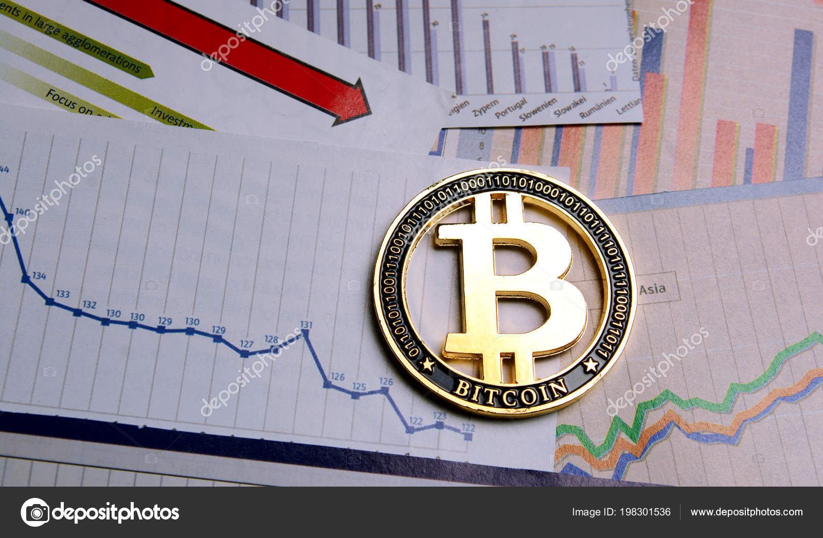 Golden Bitcoin Graph Diagrams Background Concept Trading Crypto ...