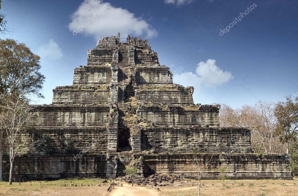 Koh Ker templo complejo, pirámide de la muerte Prasat Prang, Camboya 2023