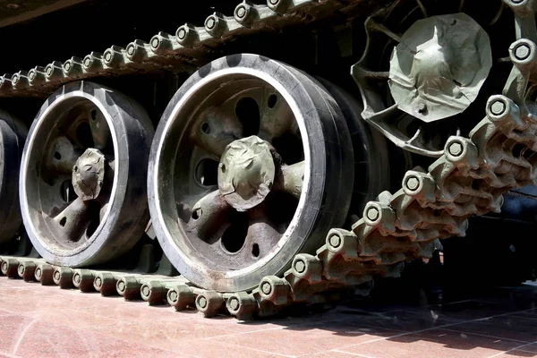 Caterpillar Tank Tracks Close Stock Photo by ©kzwwsko 212382148