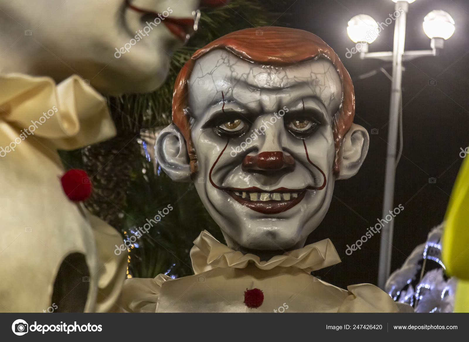 Night Parade - Carnaval de Nice 2019 — Stock Editorial Photo ...