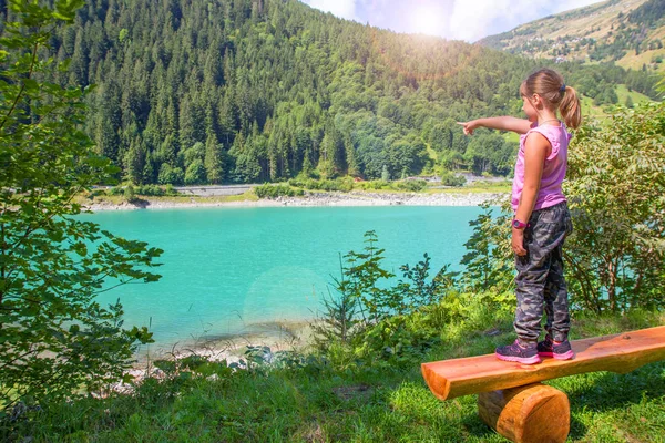 Escaneando el horizonte Stock Photos, Royalty Free Escaneando el ...