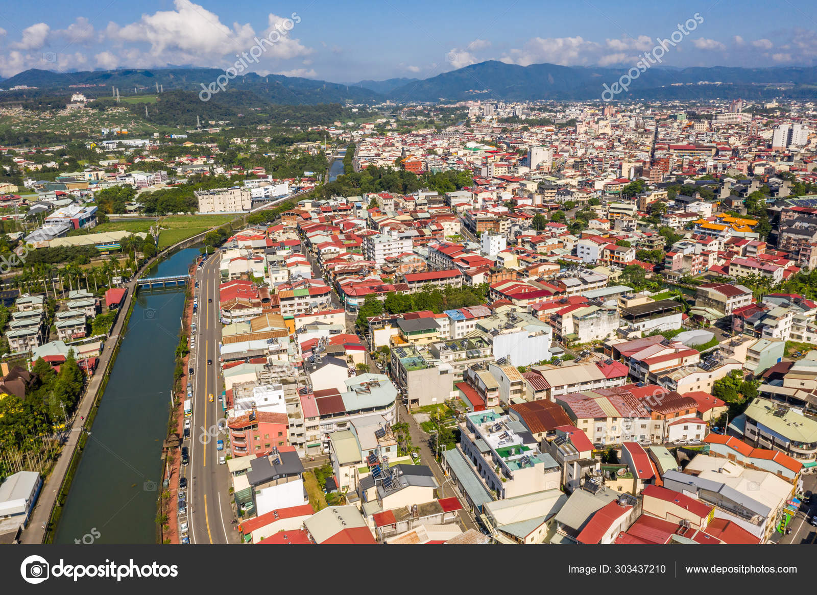 Aerial view of Puli town – Stock Editorial Photo © elwynn #303437210