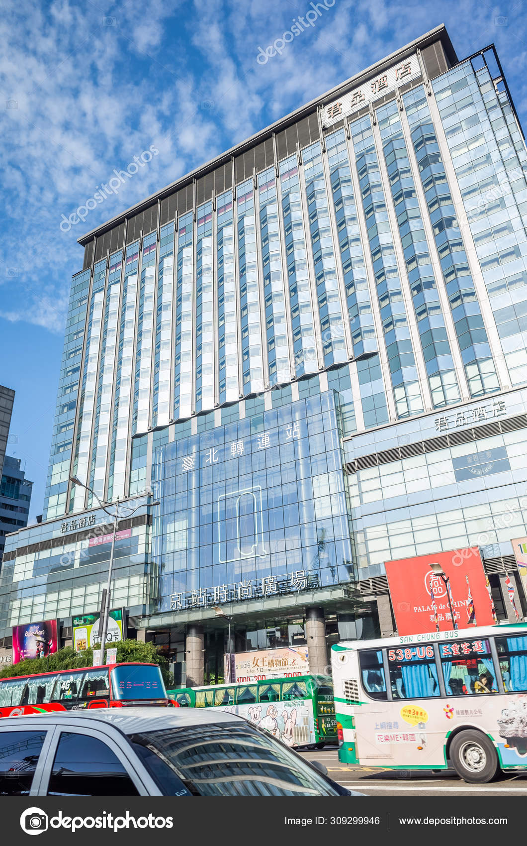 Taipei long distance bus station building – Stock Editorial Photo ...