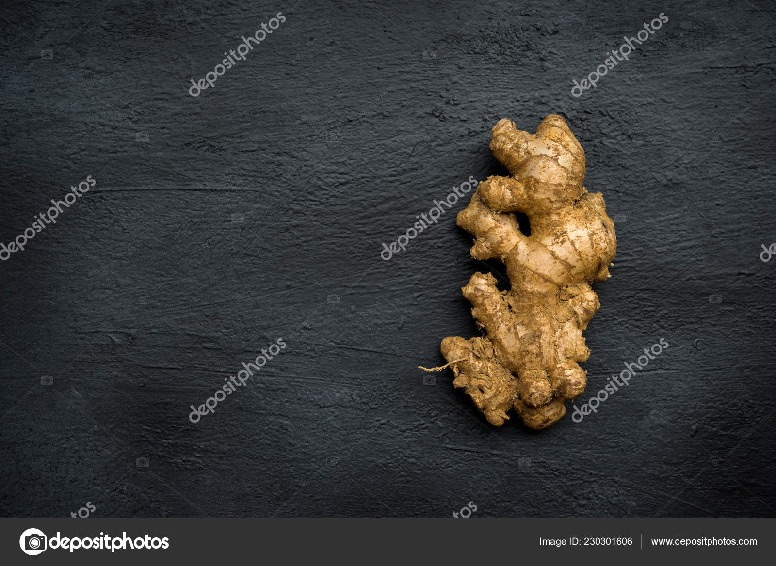 Top View Fresh Raw Ginger Root Copy Space Dark Background Stock Photo ...