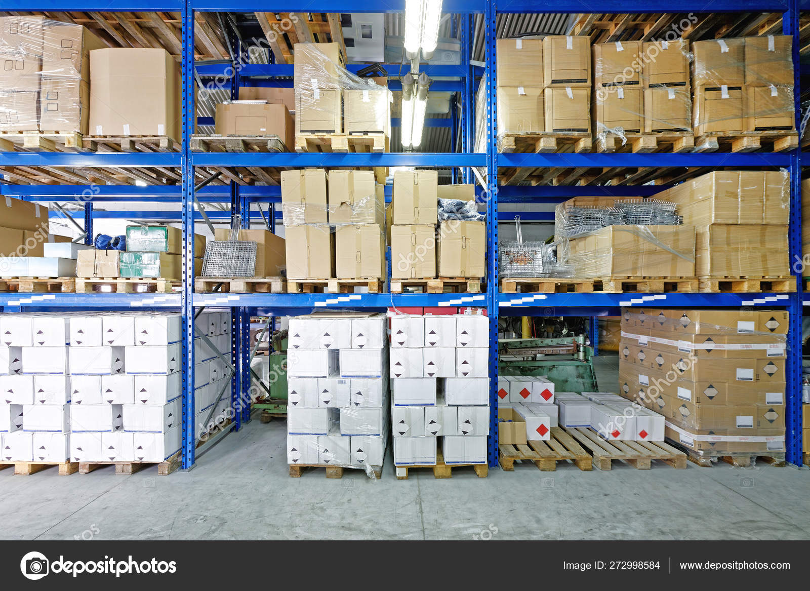 Warehouse Boxes Stock Photo by ©Baloncici 272998584