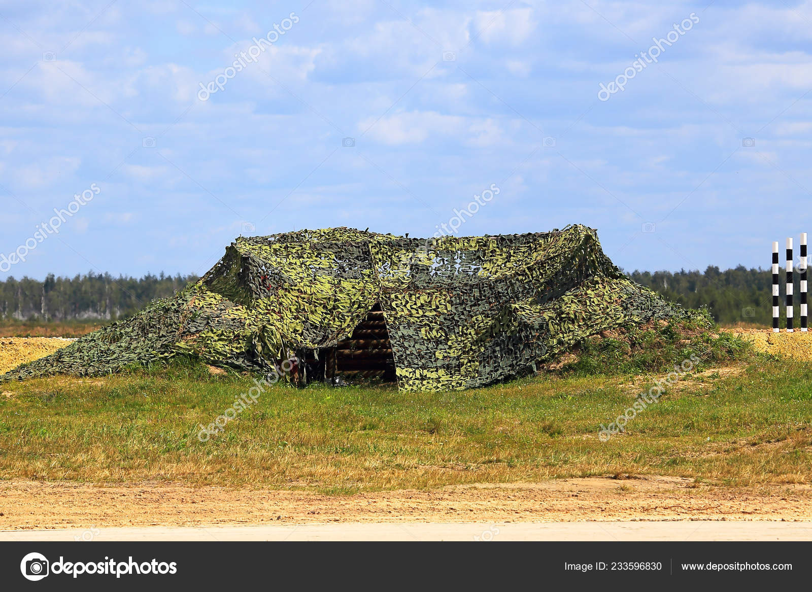 Army Tent Camouflage Net Field Condition Stock Photo by ©pingvin121674 ...