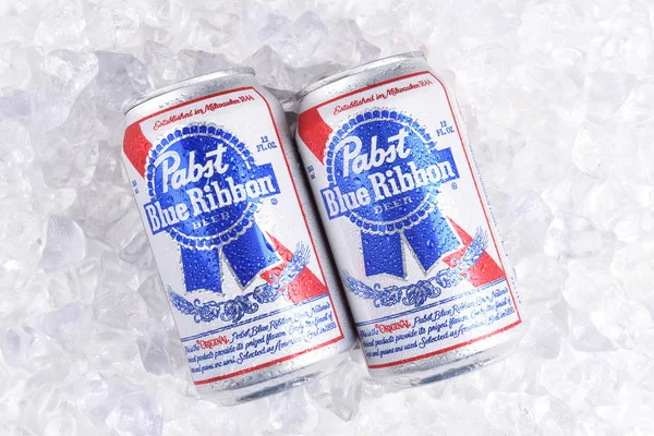 Pabst blue ribbon fotos de stock, imágenes de Pabst blue ribbon sin ...