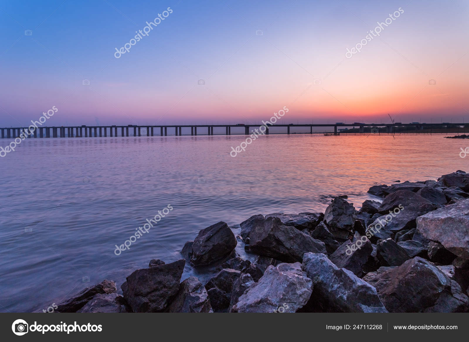 Beautiful Twilight Scene Sutong Bridge Background China — Stock Photo ...