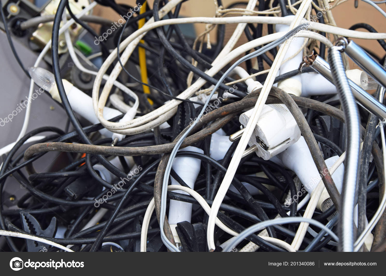 Lot Wire Garbage Bin Stock Photo by ©estike 201340086