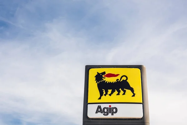 Agip logo fotos de stock, imágenes de Agip logo sin royalties ...