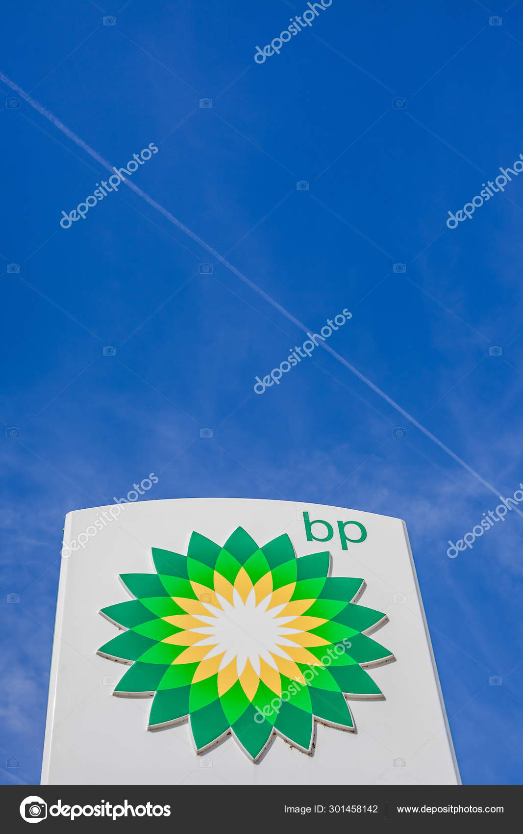BP logo on its gas service station – Stock Editorial Photo © dvoevnore ...