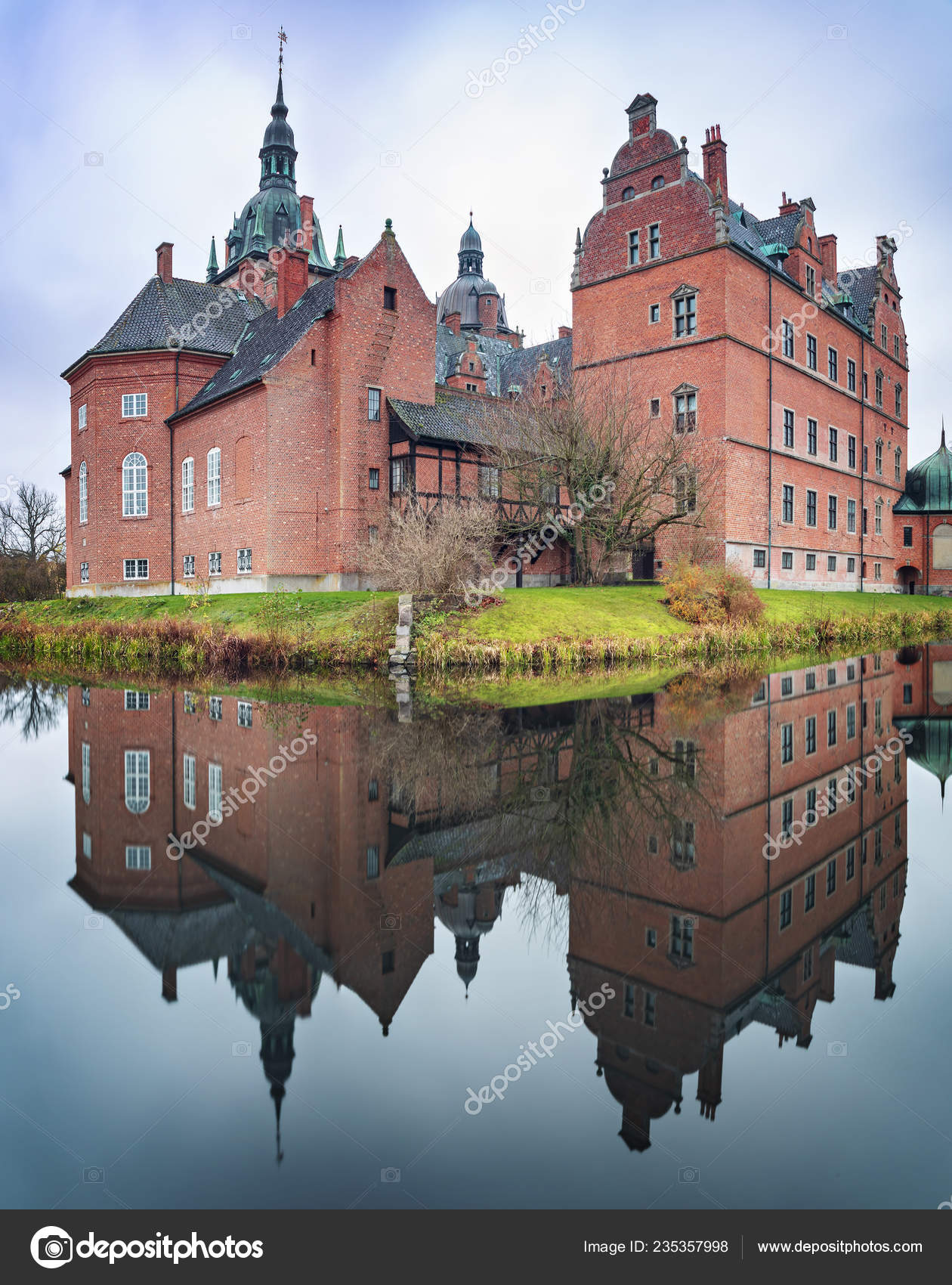 Medieval Castle Vallo Denmark — Stock Photo © feferoni #235357998